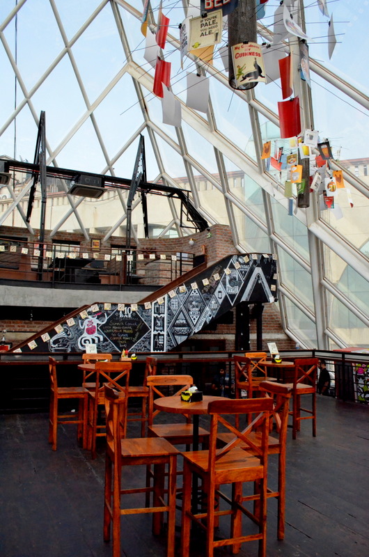 MONKEY BAR - awesomeness reloaded - The Yellow Sparrow