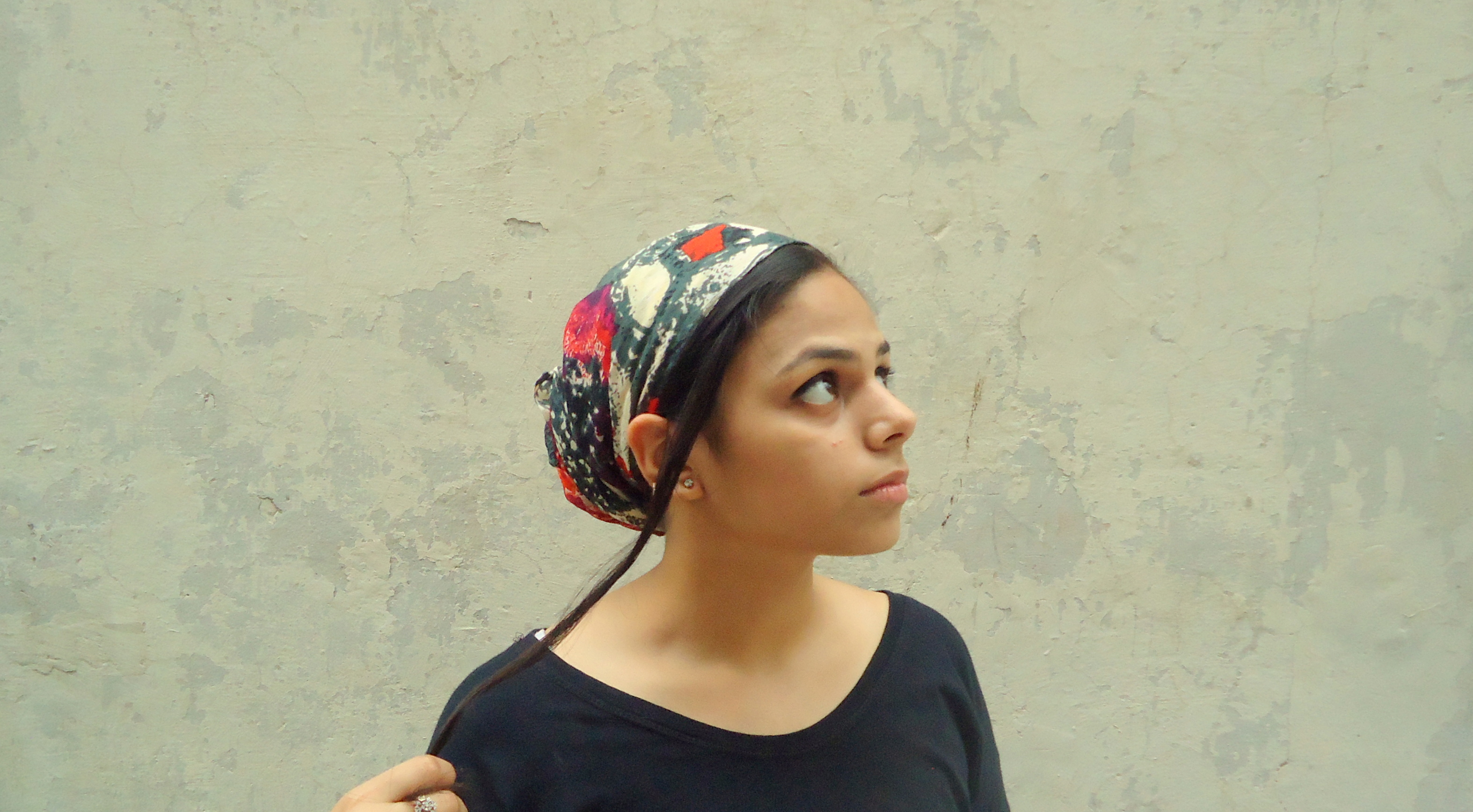 6 Creative Ways of Wearing Headscarves