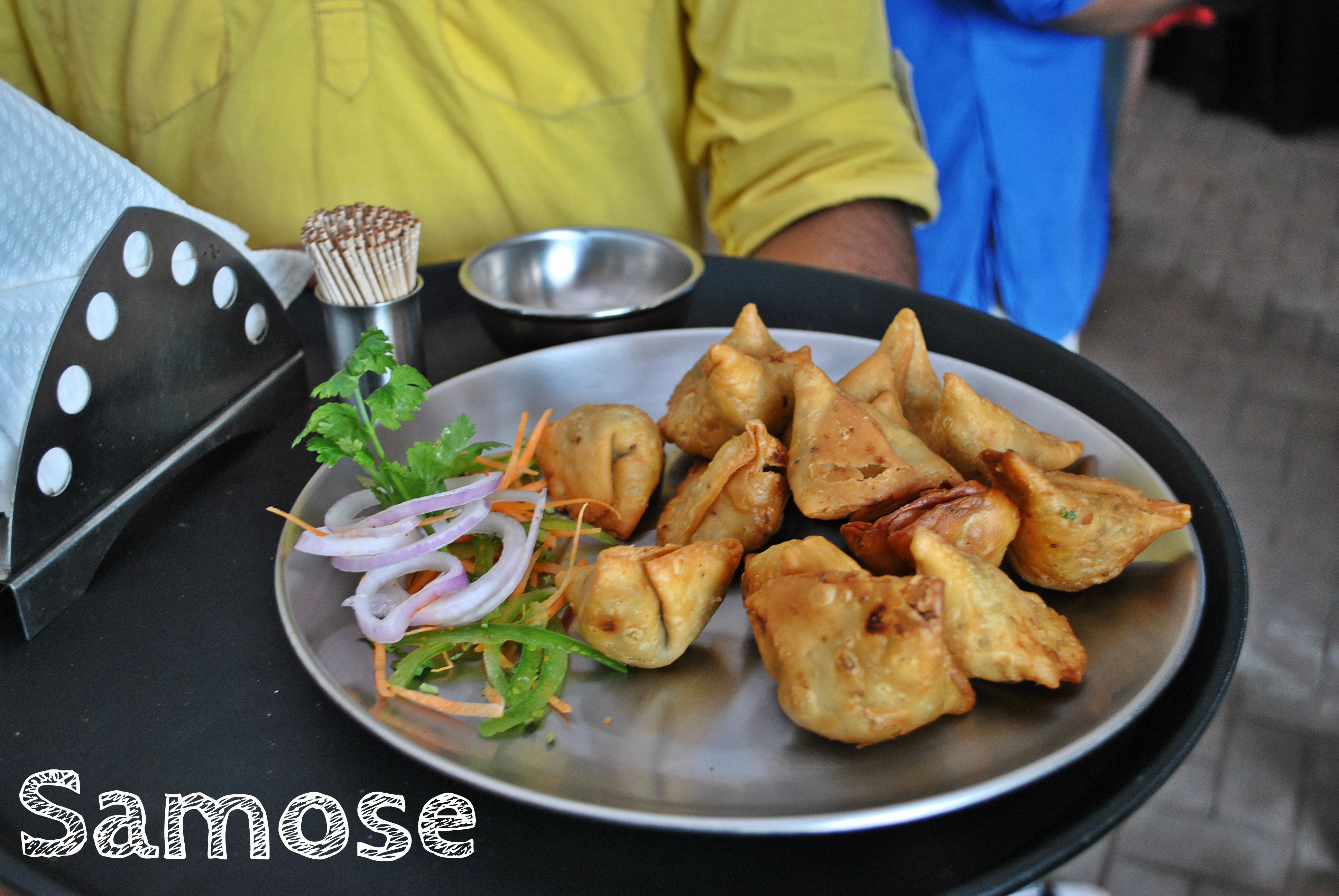 samose - The Yellow Sparrow