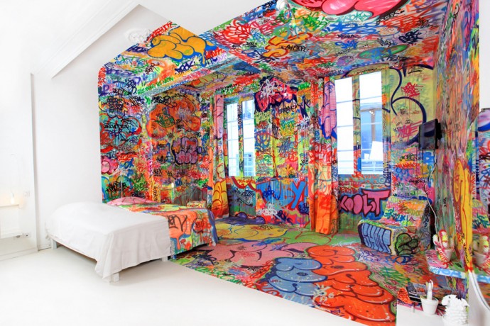 Contrast in Art: 7 Artists Who Make Elements Clash Beautifully - The ...